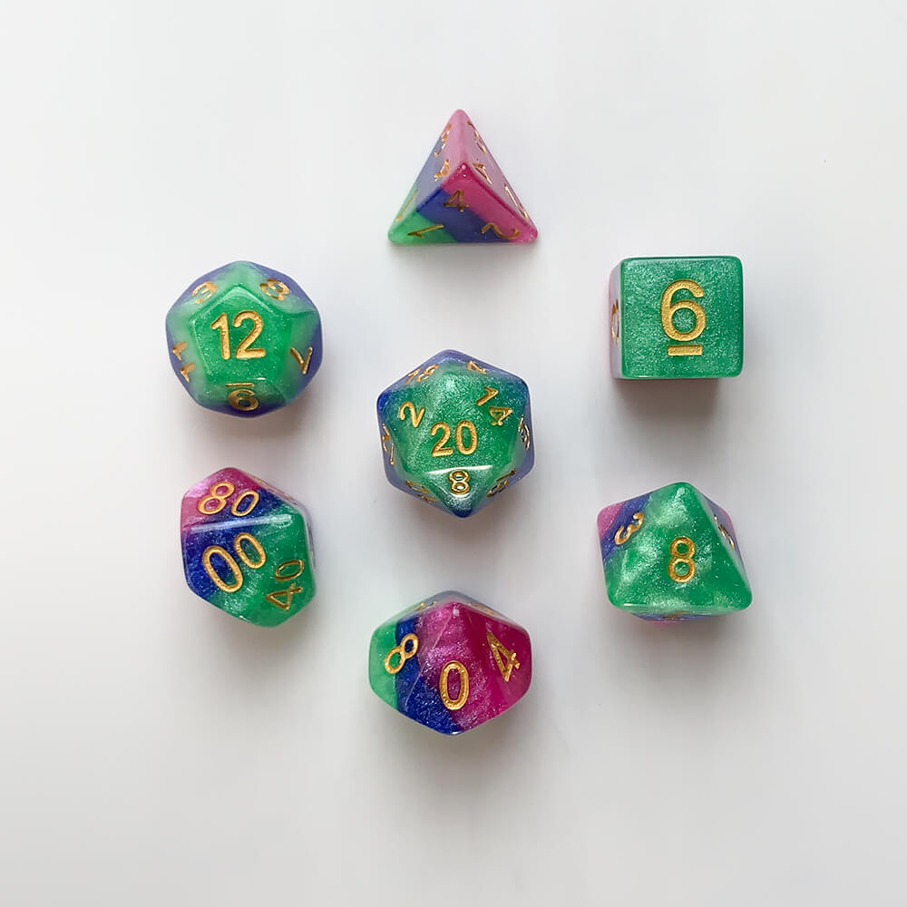 Dice 7-set Village (16mm) Jester's Gambit / Gold — Twenty Sided™